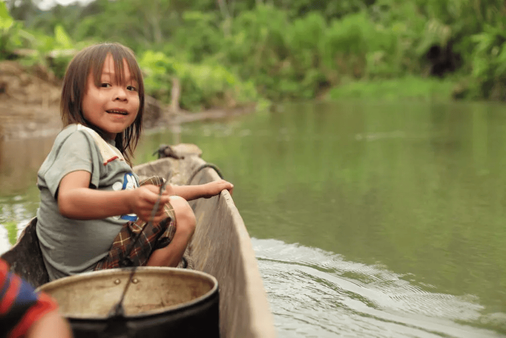 Zoe Tryon | One Of The Tribe - Plan South America